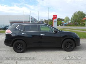 Melns Nissan X-Trail 2015 Viljandi, ar dzinēja tilpumu 1.60 L un nobraukumu 227 tūkst. km par 9990 €, foto 22 vietnē AUTOMOTO.COM.LV