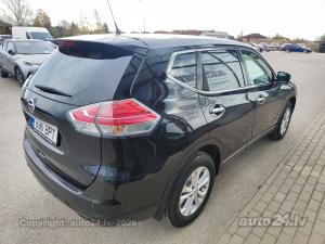 Black Nissan X-Trail 2016 in Tartu, with an engine capacity of 1.60 L and mileage of 188 thousand km for 10990 €, photo 5 on AUTOMOTO.COM.LV
