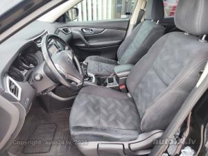 Black Nissan X-Trail 2016 in Tartu, with an engine capacity of 1.60 L and mileage of 188 thousand km for 10990 €, photo 11 on AUTOMOTO.COM.LV