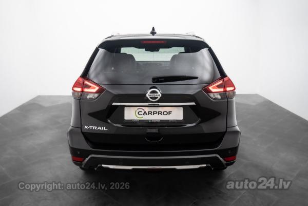 Black Nissan X-Trail 2018 in Tallinn, with an engine capacity of 2.00 L and mileage of 163 thousand km for 13999 €, photo 5 on AUTOMOTO.COM.LV