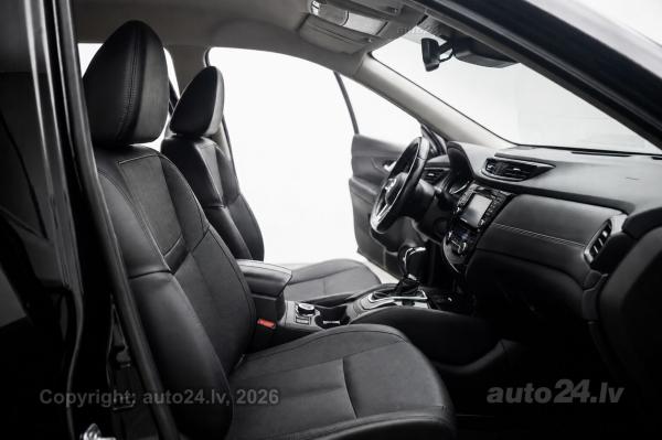 Black Nissan X-Trail 2018 in Tallinn, with an engine capacity of 2.00 L and mileage of 163 thousand km for 13999 €, photo 10 on AUTOMOTO.COM.LV