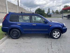 Blue Nissan X-Trail 2002 in Vilnius, with an engine capacity of 2.20 L and mileage of 333 thousand km for 1599 €, photo 7 on AUTOMOTO.COM.LV