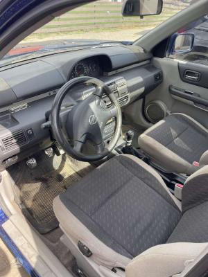 Blue Nissan X-Trail 2002 in Vilnius, with an engine capacity of 2.20 L and mileage of 333 thousand km for 1599 €, photo 11 on AUTOMOTO.COM.LV