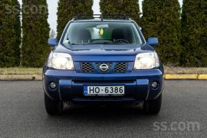 Blue Nissan X-Trail 2004 in Jelgava, with an engine capacity of 2.20 L and mileage of 245 thousand km for 1500 €, photo 2 on AUTOMOTO.COM.LV