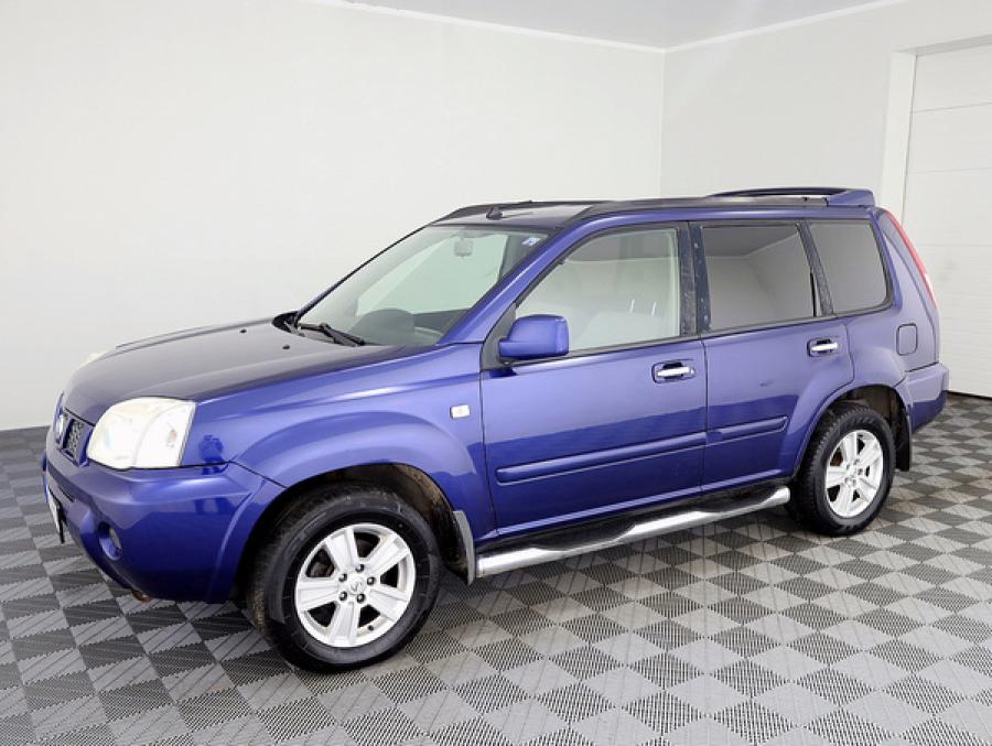 Blue Nissan X-Trail 2004 in Tallinn, with an engine capacity of 2.50 L and mileage of 205 thousand km for 1099 €, photo 3 on AUTOMOTO.COM.LV