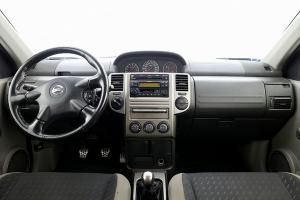Blue Nissan X-Trail 2004 in Tallinn, with an engine capacity of 2.50 L and mileage of 205 thousand km for 1099 €, photo 6 on AUTOMOTO.COM.LV