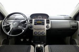 Blue Nissan X-Trail 2004 in Tallinn, with an engine capacity of 2.50 L and mileage of 205 thousand km for 1099 €, photo 13 on AUTOMOTO.COM.LV