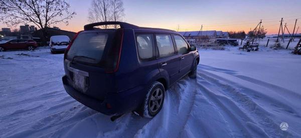 Синий Ниссан ИксТрейл 2005 в Мариямполе, объемом двигателя 2.18 л и пробегом 263 тыс. км за 2900 €, фото 6 на AUTOMOTO.COM.LV