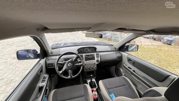 Zils Nissan X-Trail 2005 Kauņa, ar dzinēja tilpumu 2.20 L un nobraukumu 315 tūkst. km par 2200 €, foto 7 vietnē AUTOMOTO.COM.LV