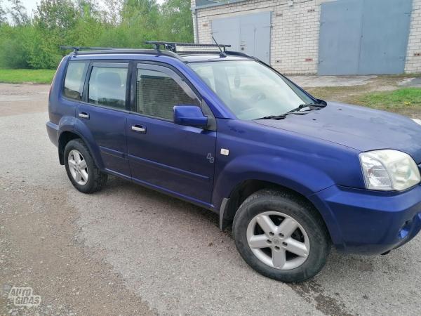 Blue Nissan X-Trail 2006 in Utena, with an engine capacity of 2.20 L and mileage of 311 thousand km for 1750 €, photo 4 on AUTOMOTO.COM.LV