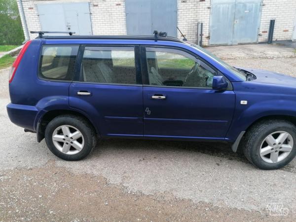 Blue Nissan X-Trail 2006 in Utena, with an engine capacity of 2.20 L and mileage of 311 thousand km for 1750 €, photo 5 on AUTOMOTO.COM.LV