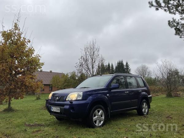 Blue Nissan X-Trail 2006 in Tallinn, with an engine capacity of 2.00 L and mileage of 270 thousand km for 2100 €, photo 2 on AUTOMOTO.COM.LV