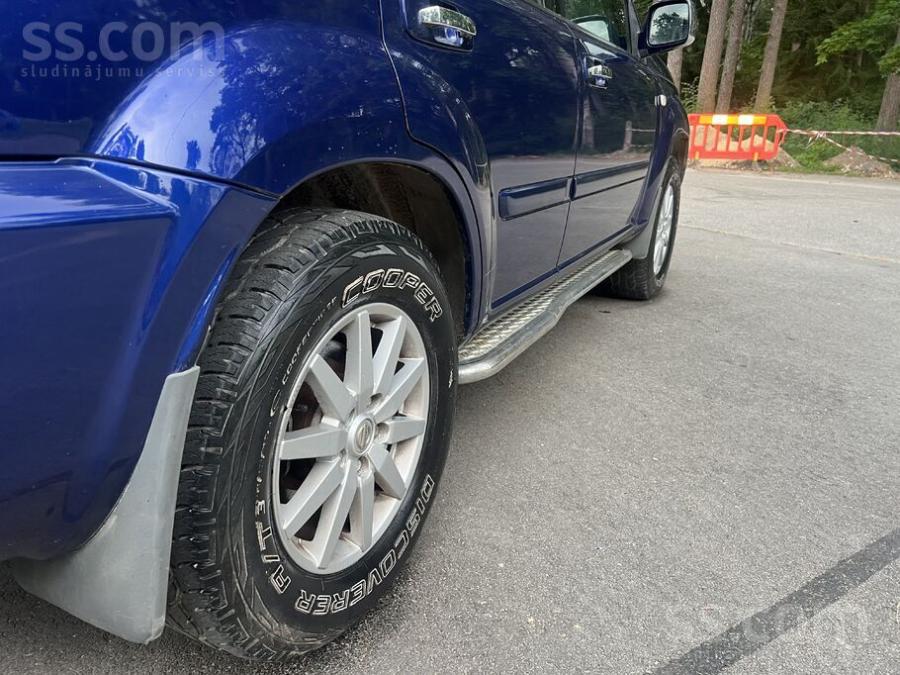 Zils Nissan X-Trail 2006 Rīga, ar dzinēja tilpumu 2.20 L un nobraukumu 394 tūkst. km par 2750 €, foto 12 vietnē AUTOMOTO.COM.LV
