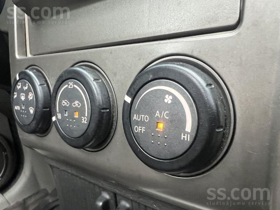 Zils Nissan X-Trail 2006 Rīga, ar dzinēja tilpumu 2.20 L un nobraukumu 394 tūkst. km par 2750 €, foto 27 vietnē AUTOMOTO.COM.LV