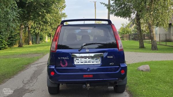 Blue Nissan X-Trail 2007 in Marijampole, with an engine capacity of 2.20 L and mileage of 299 thousand km for 2750 €, photo 10 on AUTOMOTO.COM.LV