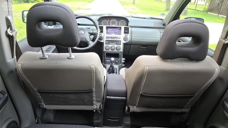 Blue Nissan X-Trail 2007 in Marijampole, with an engine capacity of 2.20 L and mileage of 299 thousand km for 2750 €, photo 20 on AUTOMOTO.COM.LV