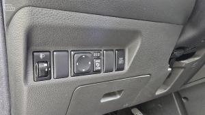 Blue Nissan X-Trail 2007 in Marijampole, with an engine capacity of 2.20 L and mileage of 299 thousand km for 2750 €, photo 21 on AUTOMOTO.COM.LV