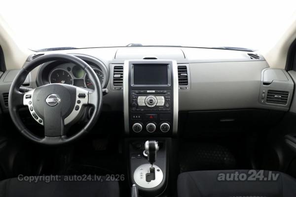 Blue Nissan X-Trail 2008 in Tallinn, with an engine capacity of 2.00 L and mileage of 239 thousand km for 2999 €, photo 5 on AUTOMOTO.COM.LV