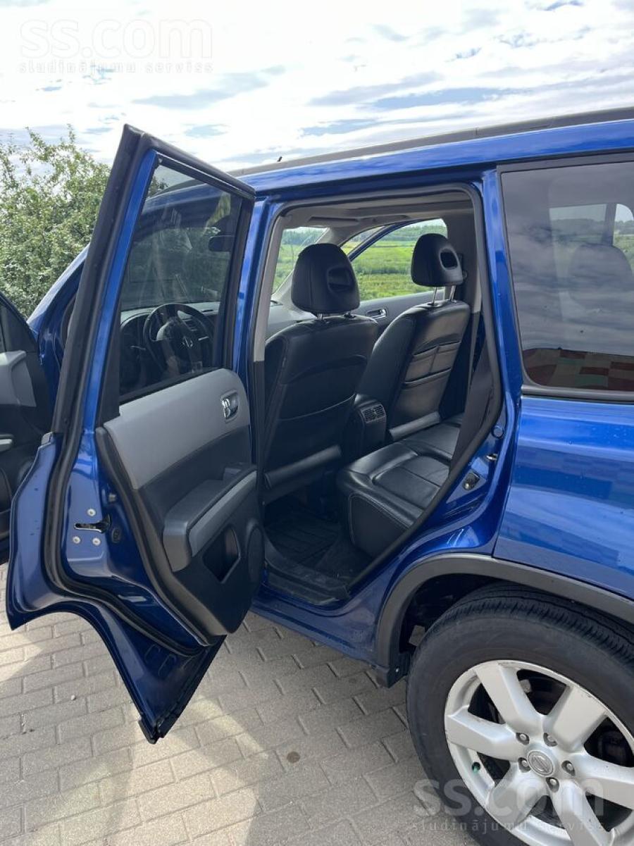 Blue Nissan X-Trail 2008 in Riga, with an engine capacity of 2.00 L and mileage of 274 thousand km for 3500 €, photo 11 on AUTOMOTO.COM.LV