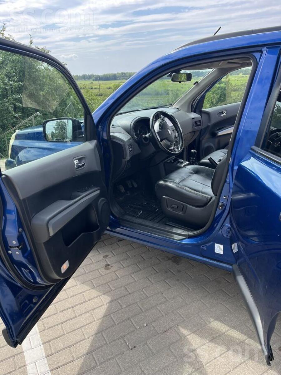 Blue Nissan X-Trail 2008 in Riga, with an engine capacity of 2.00 L and mileage of 274 thousand km for 3500 €, photo 12 on AUTOMOTO.COM.LV