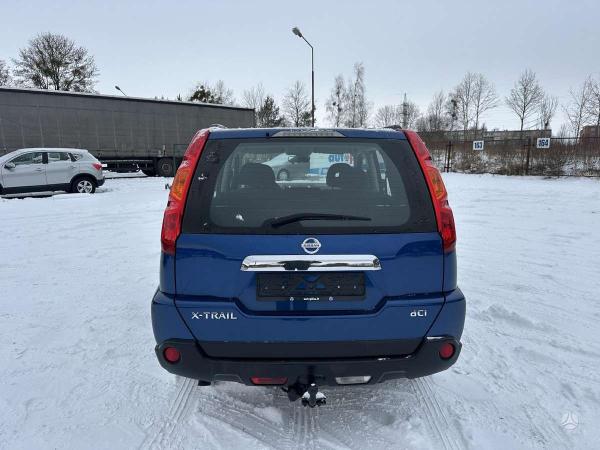Blue Nissan X-Trail 2009 in Alytus, with an engine capacity of 2.00 L and mileage of 182 thousand km for 5750 €, photo 6 on AUTOMOTO.COM.LV