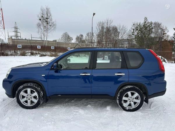 Blue Nissan X-Trail 2009 in Alytus, with an engine capacity of 2.00 L and mileage of 182 thousand km for 5750 €, photo 8 on AUTOMOTO.COM.LV
