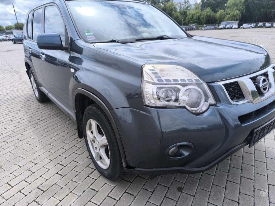 Zils Nissan X-Trail 2010 Marijampole, ar dzinēja tilpumu 2.00 L un nobraukumu 400 tūkst. km par 2749 €, foto 5 vietnē AUTOMOTO.COM.LV