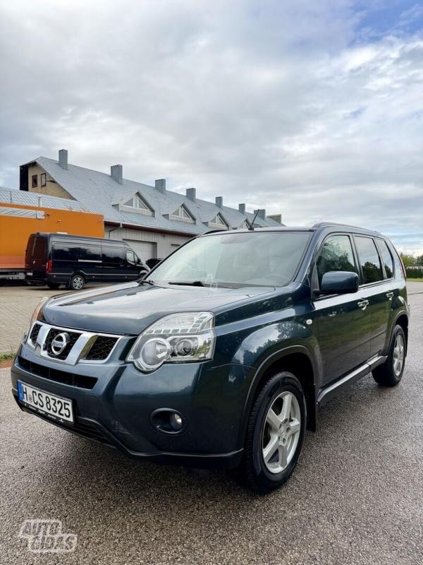 Blue Nissan X-Trail 2011 in Marijampole, with an engine capacity of 2.00 L and mileage of 275 thousand km for 3999 €, photo 1 on AUTOMOTO.COM.LV