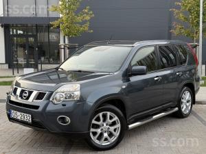 Blue Nissan X-Trail 2012 in Riga, with an engine capacity of 2.00 L and mileage of 204 thousand km for 9800 €, photo  on AUTOMOTO.COM.LV