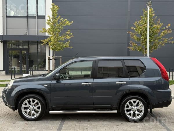 Blue Nissan X-Trail 2012 in Riga, with an engine capacity of 2.00 L and mileage of 204 thousand km for 9800 €, photo 3 on AUTOMOTO.COM.LV