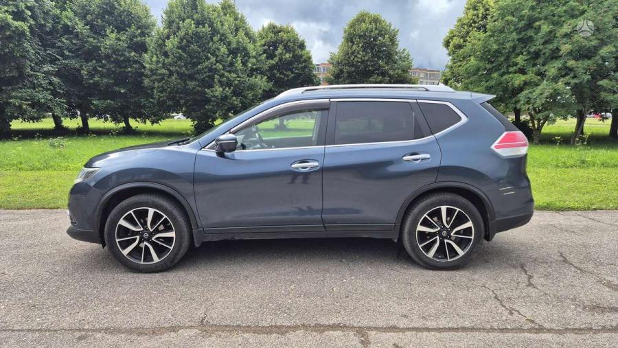 Zils Nissan X-Trail 2014 Šauļi, ar dzinēja tilpumu 1.60 L un nobraukumu 163 tūkst. km par 3900 €, foto 5 vietnē AUTOMOTO.COM.LV