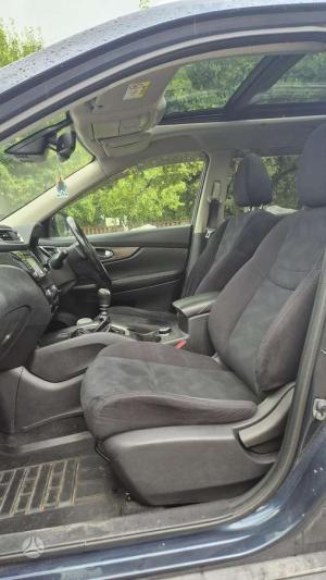 Zils Nissan X-Trail 2014 Šauļi, ar dzinēja tilpumu 1.60 L un nobraukumu 163 tūkst. km par 3900 €, foto 12 vietnē AUTOMOTO.COM.LV