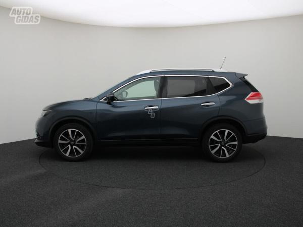 Blue Nissan X-Trail 2016 in Vilnius, with an engine capacity of 1.60 L and mileage of 160 thousand km for 12399 €, photo 6 on AUTOMOTO.COM.LV