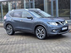 Blue Nissan X-Trail 2017 in Tukums, with an engine capacity of 1.60 L and mileage of 281 thousand km for 9300 €, photo 2 on AUTOMOTO.COM.LV
