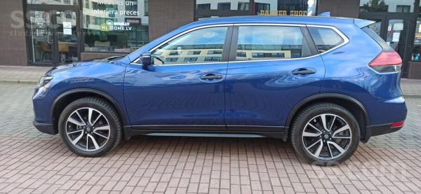 Blue Nissan X-Trail 2017 in Riga, with an engine capacity of 2.50 L and mileage of 56 thousand km for 14600 €, photo 5 on AUTOMOTO.COM.LV