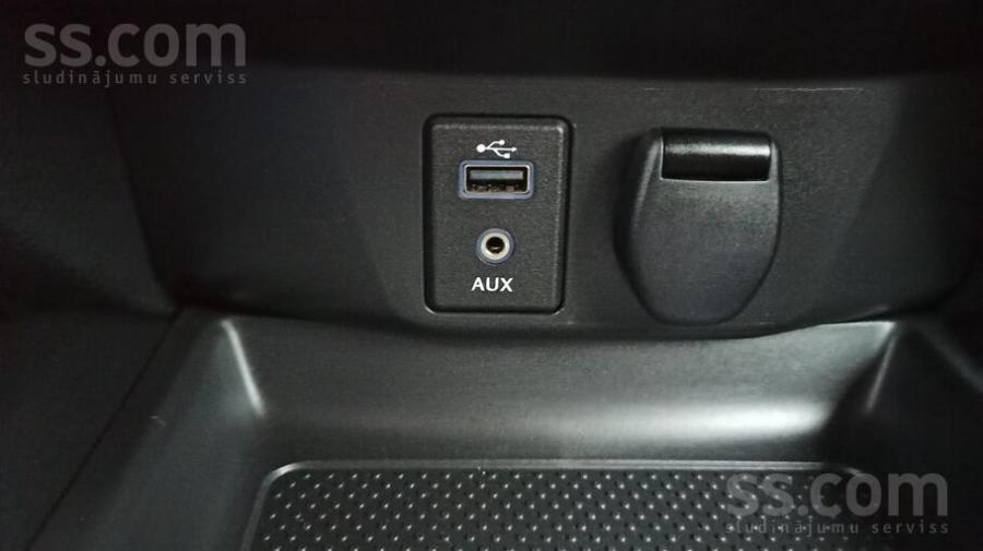 Zils Nissan X-Trail 2017 Rīga, ar dzinēja tilpumu 2.50 L un nobraukumu 56 tūkst. km par 14600 €, foto 24 vietnē AUTOMOTO.COM.LV