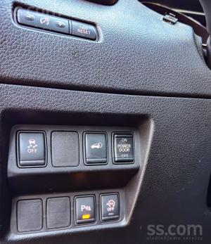 Zils Nissan X-Trail 2017 Jūrmala, ar dzinēja tilpumu 1.60 L un nobraukumu 302 tūkst. km par 8500 €, foto 25 vietnē AUTOMOTO.COM.LV