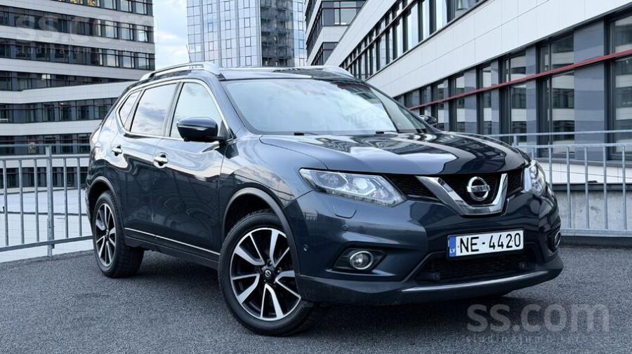 Blue Nissan X-Trail 2017 in Riga, with an engine capacity of 1.60 L and mileage of 274 thousand km for 8400 €, photo 1 on AUTOMOTO.COM.LV