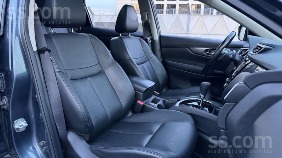 Blue Nissan X-Trail 2017 in Riga, with an engine capacity of 1.60 L and mileage of 274 thousand km for 8400 €, photo 10 on AUTOMOTO.COM.LV