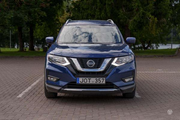 Zils Nissan X-Trail 2018 Trakai, ar dzinēja tilpumu 2.49 L un nobraukumu 94 tūkst. km par 12000 €, foto 2 vietnē AUTOMOTO.COM.LV