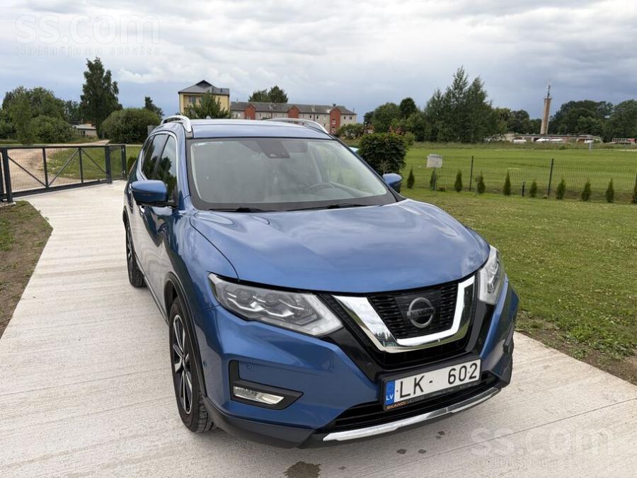 Zils Nissan X-Trail 2018 Valmiera, ar dzinēja tilpumu 2.00 L un nobraukumu 184 tūkst. km par 14000 €, foto 3 vietnē AUTOMOTO.COM.LV