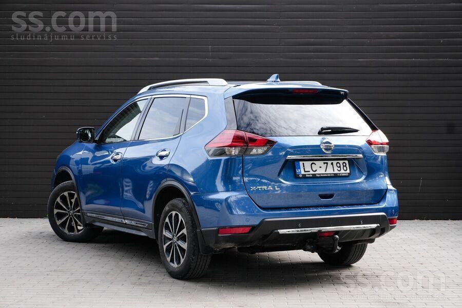 Zils Nissan X-Trail 2018 Rīga, ar dzinēja tilpumu 1.60 L un nobraukumu 284 tūkst. km par 11890 €, foto 5 vietnē AUTOMOTO.COM.LV