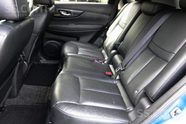 Nissan X-Trail 2018 in Riga on AUTOMOTO.COM.LV Blue Nissan X-Trail 2018 in Riga, with an engine capacity of 1.60 L and mileage of 284 thousand km for 11890 ā¬, photo 10 on AUTOMOTO.COM.LV