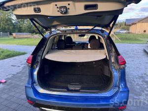 Blue Nissan X-Trail 2019 in Jelgava, with an engine capacity of 2.00 L and mileage of 150 thousand km for 14500 €, photo 7 on AUTOMOTO.COM.LV