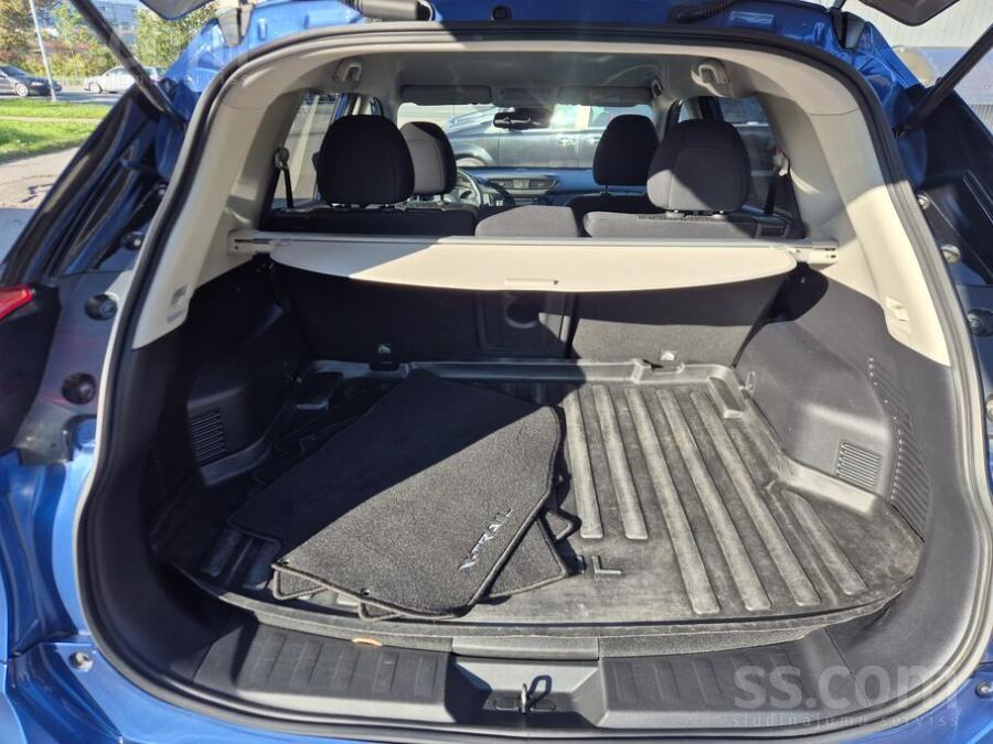 Zils Nissan X-Trail 2020 Rīga, ar dzinēja tilpumu 1.30 L un nobraukumu 102 tūkst. km par 17490 €, foto 13 vietnē AUTOMOTO.COM.LV