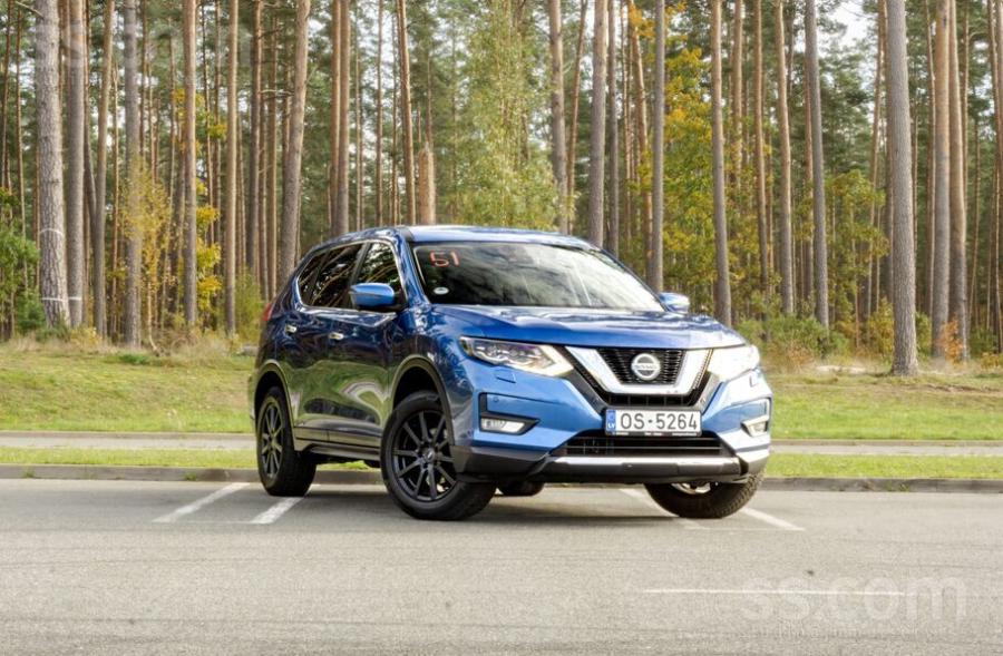 Blue Nissan X-Trail 2020 in Riga, with an engine capacity of 1.30 L and mileage of 102 thousand km for 17490 €, photo 3 on AUTOMOTO.COM.LV