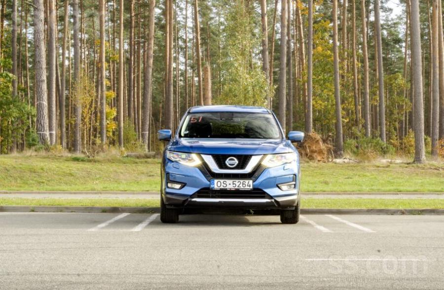 Blue Nissan X-Trail 2020 in Riga, with an engine capacity of 1.30 L and mileage of 102 thousand km for 17490 €, photo 4 on AUTOMOTO.COM.LV