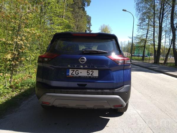 Blue Nissan X-Trail 2023 in Jurmala, with an engine capacity of 1.50 L and mileage of 23 thousand km for 29500 €, photo 5 on AUTOMOTO.COM.LV
