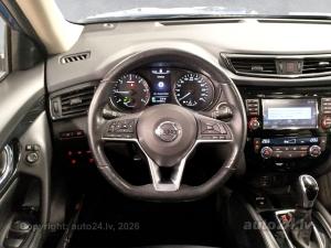 Blue Nissan X-Trail 2019 in Tallinn, with an engine capacity of 2.00 L and mileage of 147 thousand km for 13990 €, photo 5 on AUTOMOTO.COM.LV