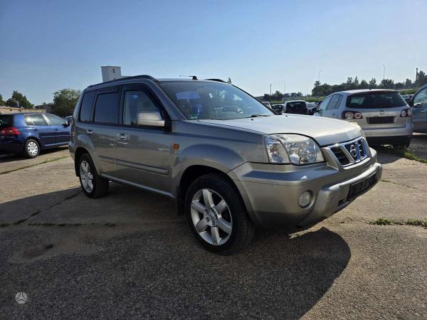 Brūns Nissan X-Trail 2002 Utena, ar dzinēja tilpumu 2.20 L un nobraukumu 197 tūkst. km par 1950 €, foto 1 vietnē AUTOMOTO.COM.LV